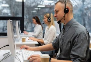 Warm Transfer vs Cold Transfer: Difference & Why It Matters